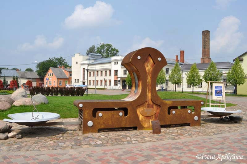 Foto: Vecpilsētas laukums Jēkabpilī – Padomi – epadomi.lv