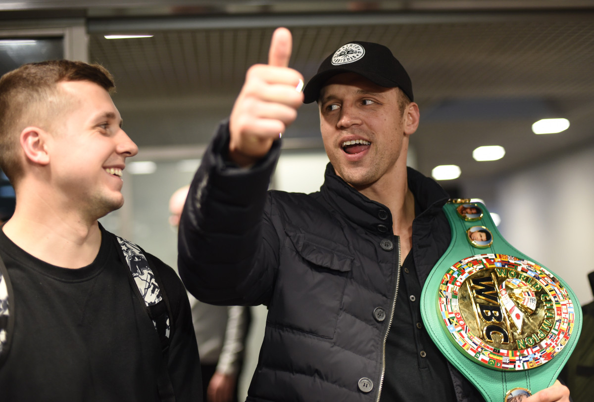Foto: WBC pasaules čempions Briedis atgriežas Latvijā – Bokss ...